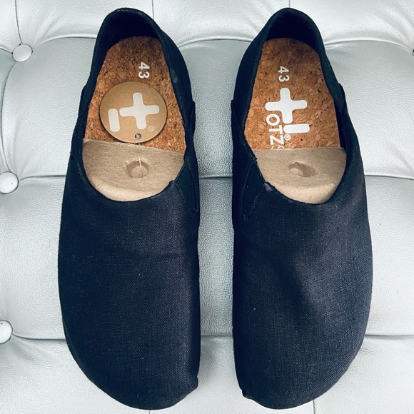 Otz Shoes | Shoes | Brand New Otz Shoes Comfortable Cork Insole Black ...